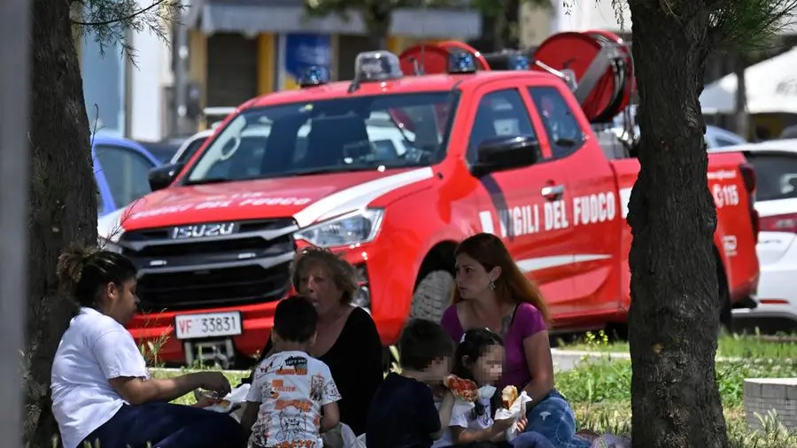 Ai Campi Flegrei una scossa da 4.4. L’Ingv: «Il peggio non è passato»