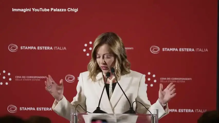 Meloni come novella Alice: il personaggio dietro la premier
