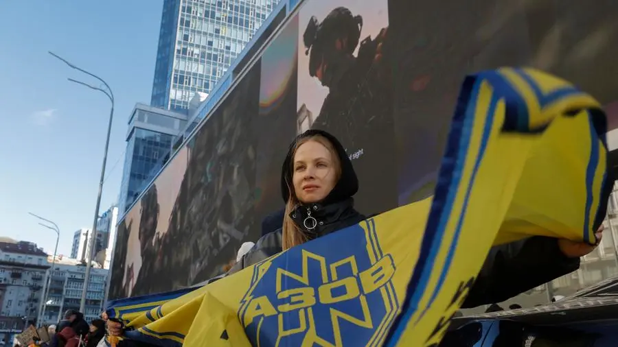 I combattenti impresentabili: il paradosso degli “eroi” di Azov