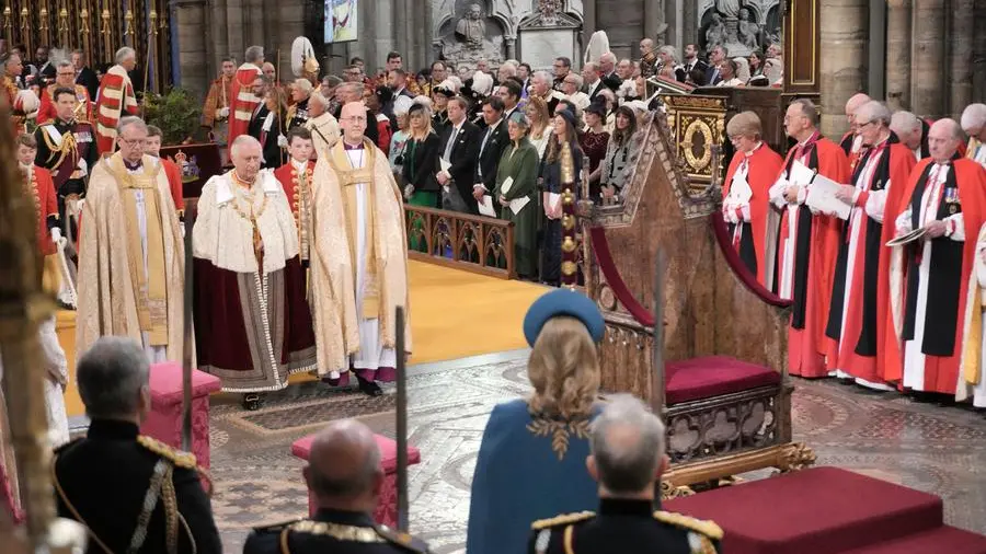 Re Carlo III è stato incoronato. Ora gli resta da salvare una monarchia ...