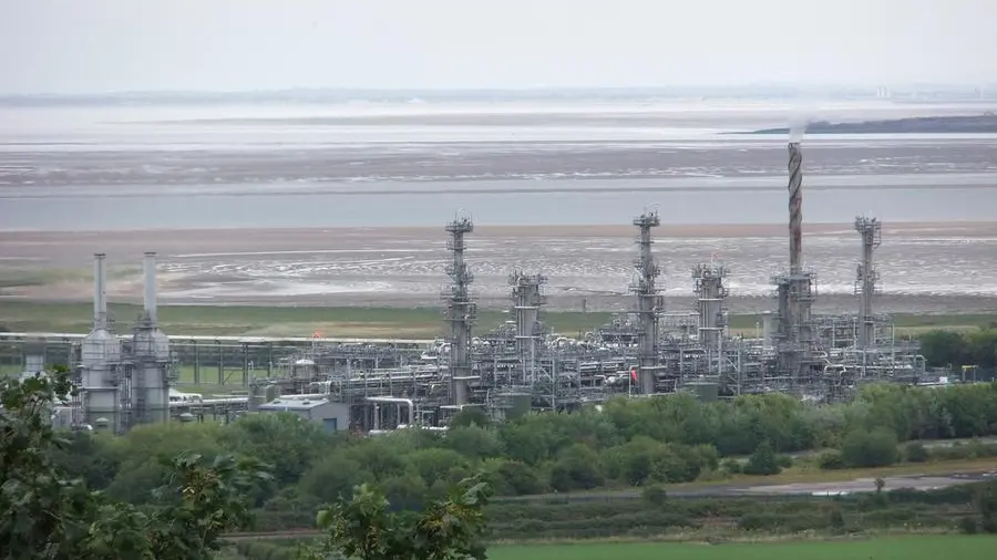 Eni, l’idrogeno blu di Hynet tiene in vita i combustibili fossili