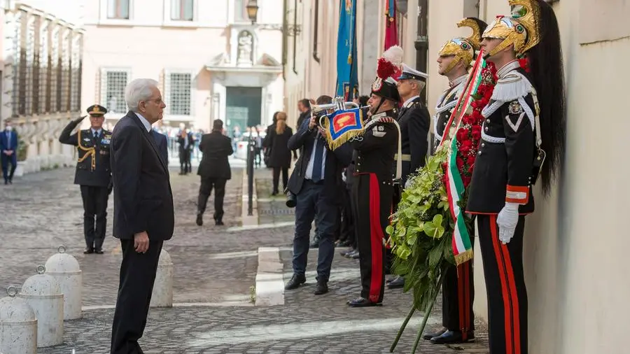 Aldo Moro, Mattarella ha deposto una corona in via Caetani