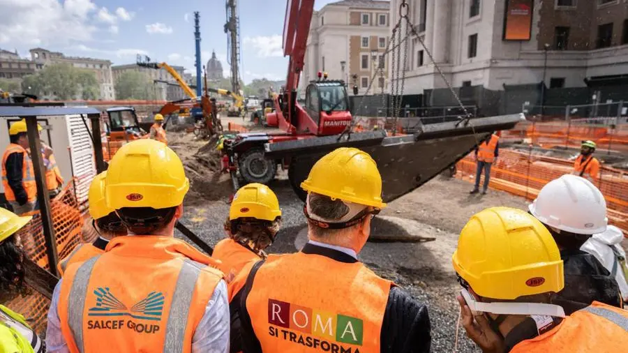 Lavoro, nei cantieri edili romani il 50 per cento degli operai è ...