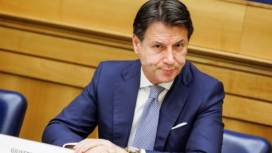 Il M5s “lascia” Schlein. Nessun patto con il Pd fino alle europee