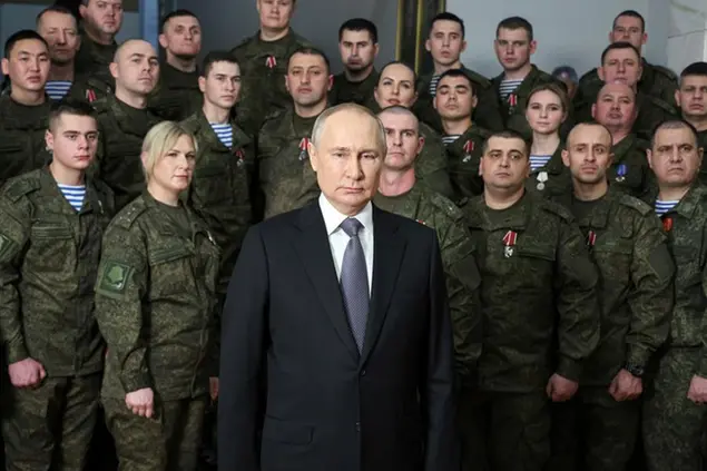 Il Discorso Di Putin Armi Atomiche E Promesse Di Crescita