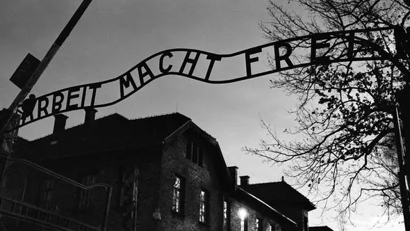 Tre proposte politiche per rendere più efficace la memoria della Shoah