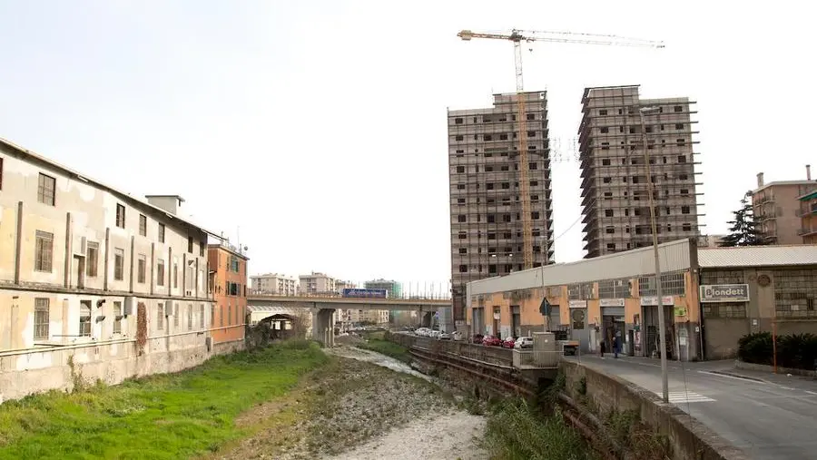 A Genova gli abitanti crollano ma si continua a costruire