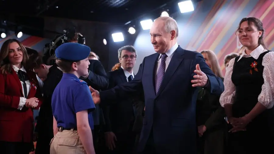 Putin ordina: fate figli e combattete. Il patto con i giovani però si è ...