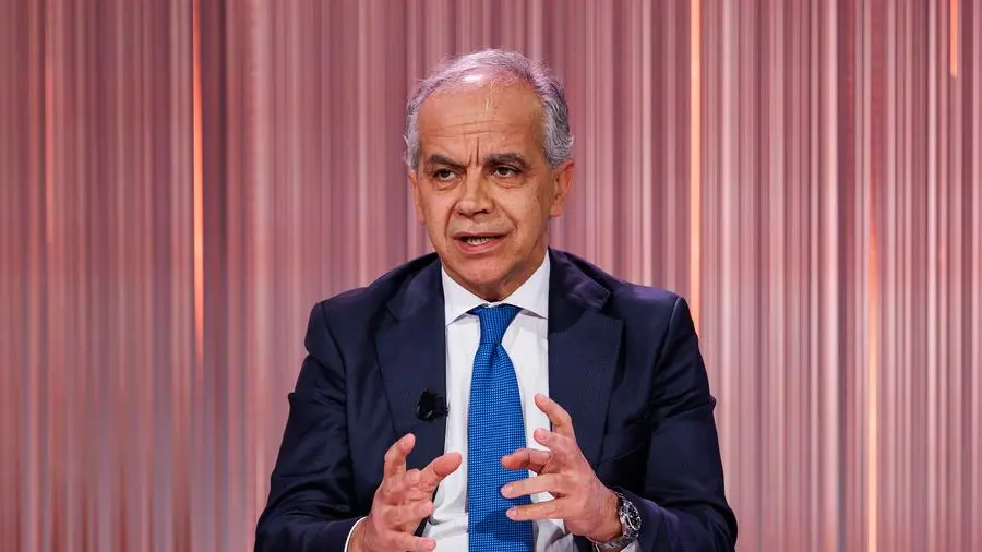 Piantedosi è in bilico, ma ai prefetti al Viminale si perdona sempre tutto