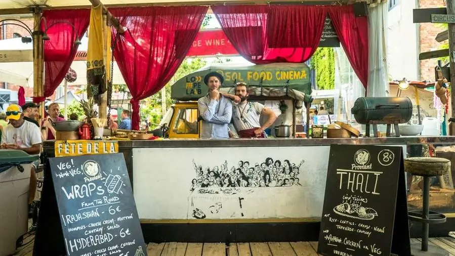 Se ti preparo la cena mi racconti una storia?